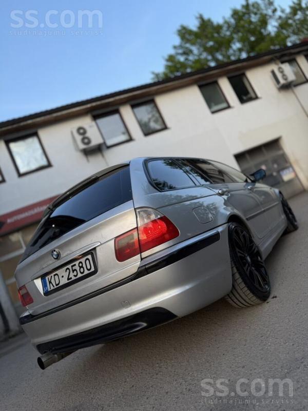Grey BMW 320 2004 in Riga, with an engine capacity of 2.00 L and mileage of 364 thousand km for 2000 €, photo 4 on AUTOMOTO.COM.LV