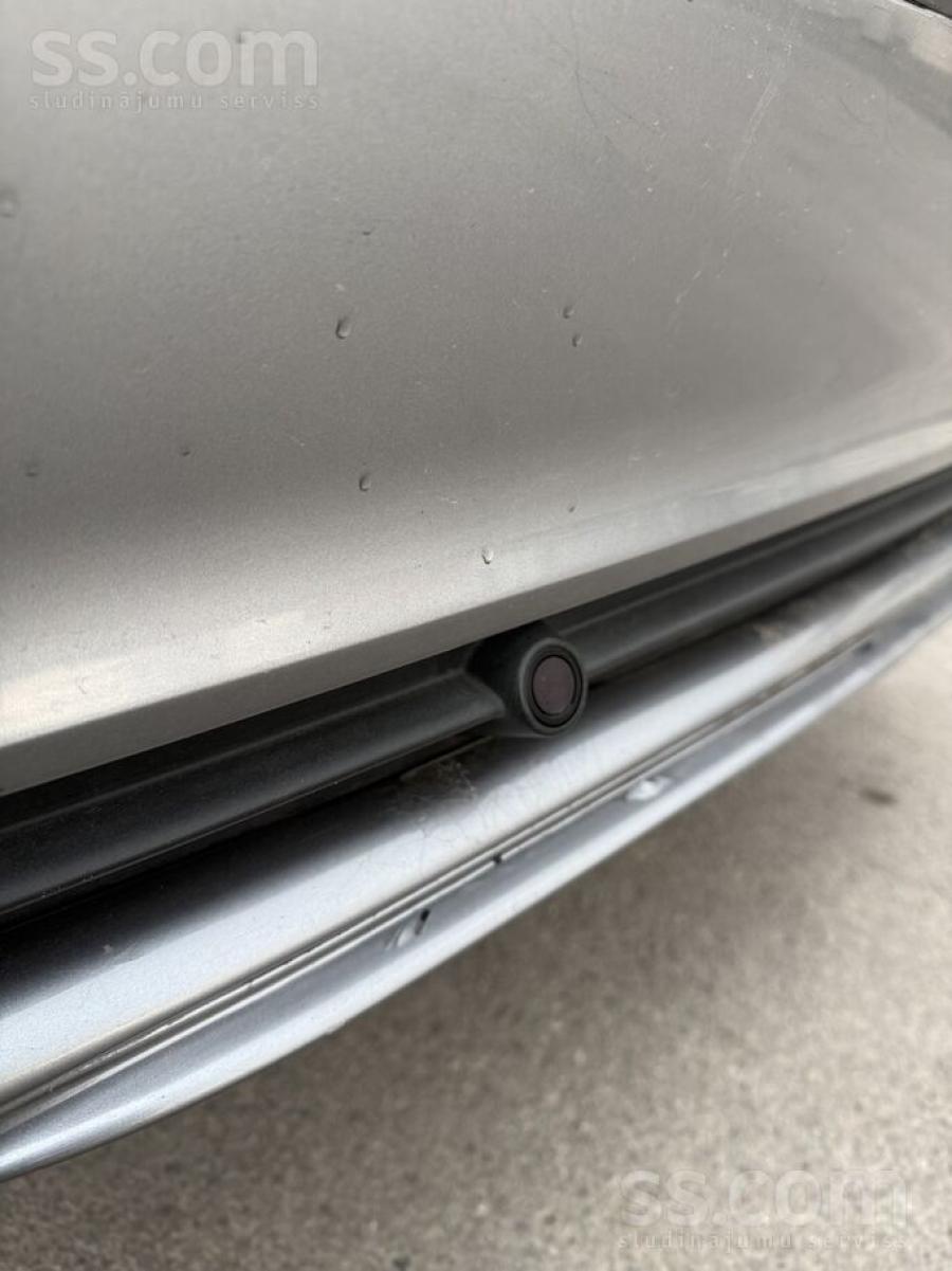 Pelēks BMW 320 2004 Tukums, ar dzinēja tilpumu 2.00 L un nobraukumu 378 tūkst. km par 2690 €, foto 29 vietnē AUTOMOTO.COM.LV
