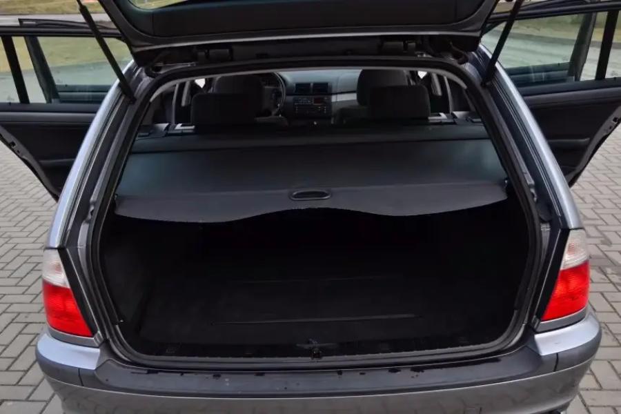 Pelēks BMW 320 2004 Jēkabpils, ar dzinēja tilpumu 2.00 L un nobraukumu 219 tūkst. km par 3150 €, foto 11 vietnē AUTOMOTO.COM.LV
