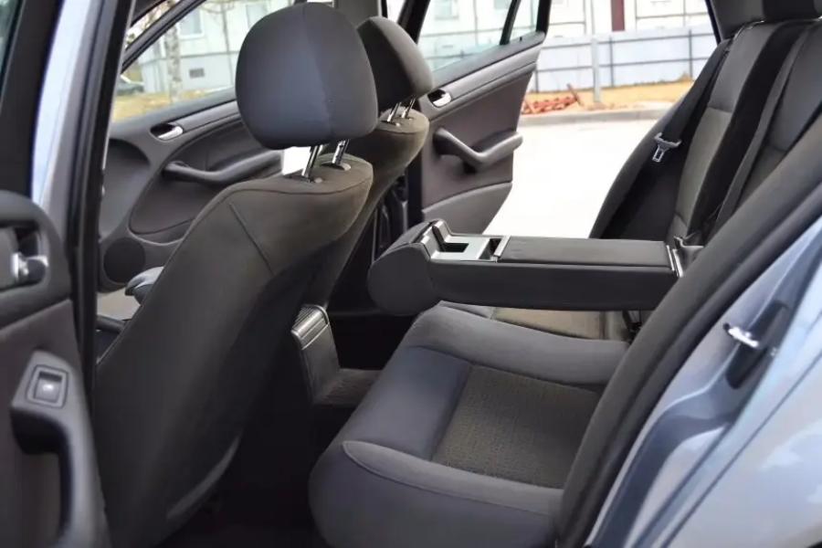 Pelēks BMW 320 2004 Jēkabpils, ar dzinēja tilpumu 2.00 L un nobraukumu 219 tūkst. km par 3150 €, foto 14 vietnē AUTOMOTO.COM.LV