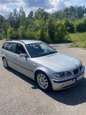 Pelēks BMW 320 2004 Rīga, ar dzinēja tilpumu 2.00 L un nobraukumu 364 tūkst. km par 1000 €, foto  vietnē AUTOMOTO.COM.LV
