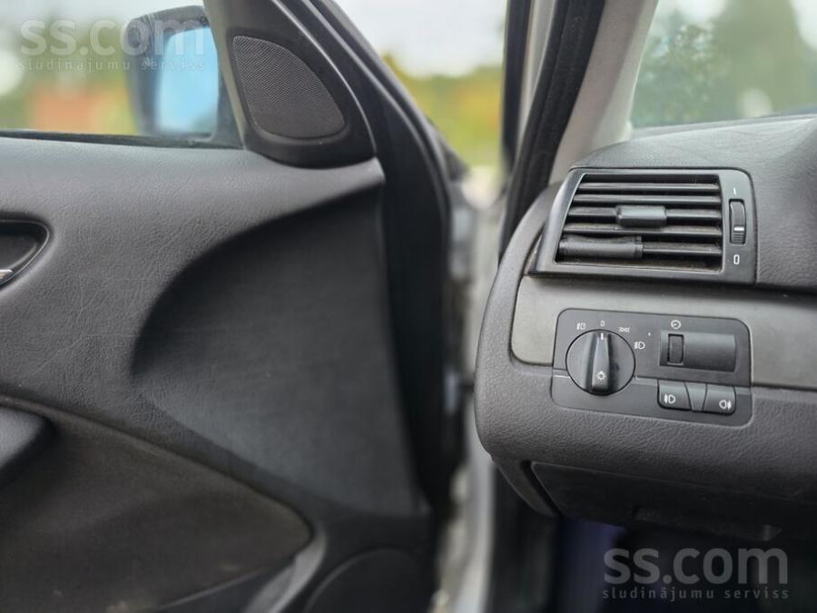 Grey BMW 320 2004 in Cesis, with an engine capacity of 2.00 L and mileage of 365 thousand km for 1700 €, photo 12 on AUTOMOTO.COM.LV