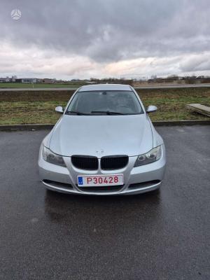 Pelēks BMW 320 2005 Kauņa, ar dzinēja tilpumu 2.00 L un nobraukumu 383 tūkst. km par 2950 €, foto 7 vietnē AUTOMOTO.COM.LV