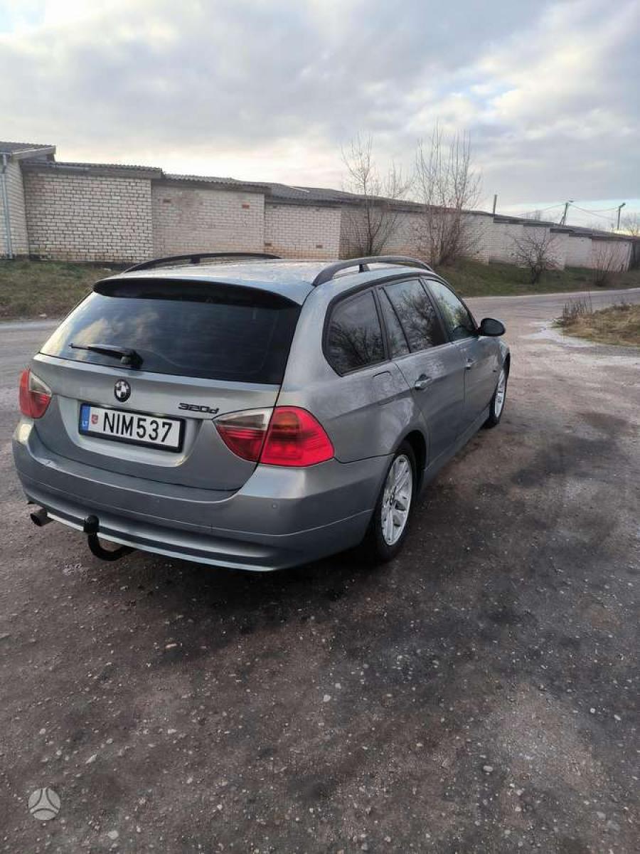 Grey BMW 320 2005 in Joniskis, with an engine capacity of 2.00 L and mileage of 477 thousand km for 1450 €, photo 3 on AUTOMOTO.COM.LV