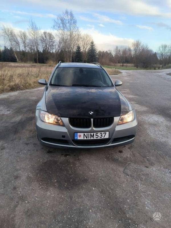 Pelēks BMW 320 2005 Joniškis, ar dzinēja tilpumu 2.00 L un nobraukumu 477 tūkst. km par 1450 €, foto 5 vietnē AUTOMOTO.COM.LV