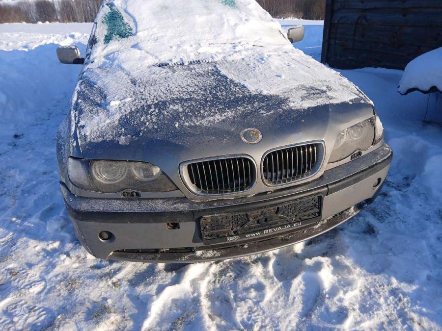 Grey BMW 320 2005 in Vilnius, with an engine capacity of 2.00 L and mileage of 300 thousand km for 900 €, photo 1 on AUTOMOTO.COM.LV
