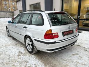 Grey BMW 320 2005 in Riga, with an engine capacity of 2.00 L and mileage of 324 thousand km for 2500 €, photo 3 on AUTOMOTO.COM.LV