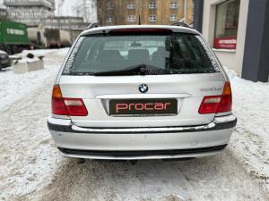 Grey BMW 320 2005 in Riga, with an engine capacity of 2.00 L and mileage of 324 thousand km for 2500 €, photo 4 on AUTOMOTO.COM.LV