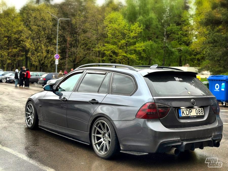 Grey BMW 320 2005 in Klaipeda, with an engine capacity of 2.00 L and mileage of 400 thousand km for 5000 €, photo 13 on AUTOMOTO.COM.LV