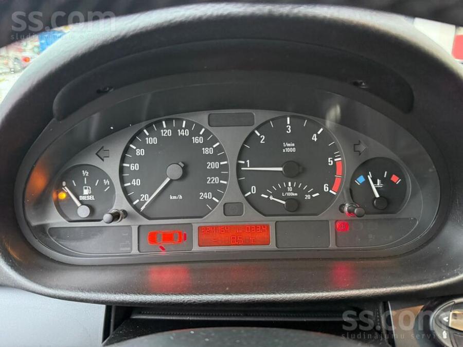 Pelēks BMW 320 2005 Rīga, ar dzinēja tilpumu 2.00 L un nobraukumu 324 tūkst. km par 1790 €, foto 19 vietnē AUTOMOTO.COM.LV