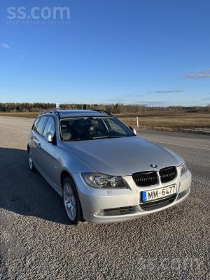 Pelēks BMW 320 2005 Liepāja, ar dzinēja tilpumu 2.00 L un nobraukumu 241 tūkst. km par 2800 €, foto  vietnē AUTOMOTO.COM.LV