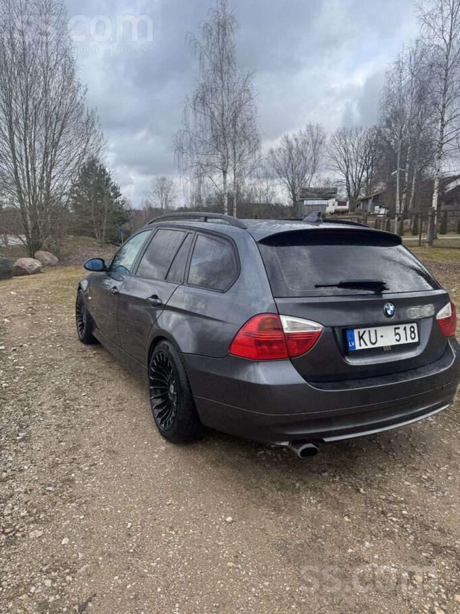 Pelēks BMW 320 2005 Valka, ar dzinēja tilpumu 2.00 L un nobraukumu 363 tūkst. km par 2950 €, foto 3 vietnē AUTOMOTO.COM.LV