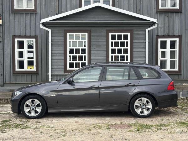 Grey BMW 320 2005 in Kaisiadorys, with an engine capacity of 2.00 L and mileage of 292 thousand km for 3550 €, photo 5 on AUTOMOTO.COM.LV