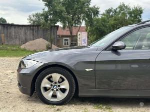 Grey BMW 320 2005 in Kaisiadorys, with an engine capacity of 2.00 L and mileage of 292 thousand km for 3550 €, photo 10 on AUTOMOTO.COM.LV