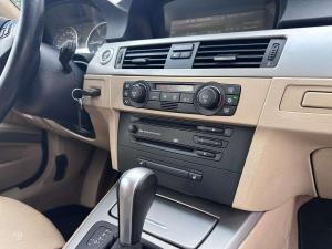 Grey BMW 320 2005 in Kaisiadorys, with an engine capacity of 2.00 L and mileage of 292 thousand km for 3550 €, photo 24 on AUTOMOTO.COM.LV