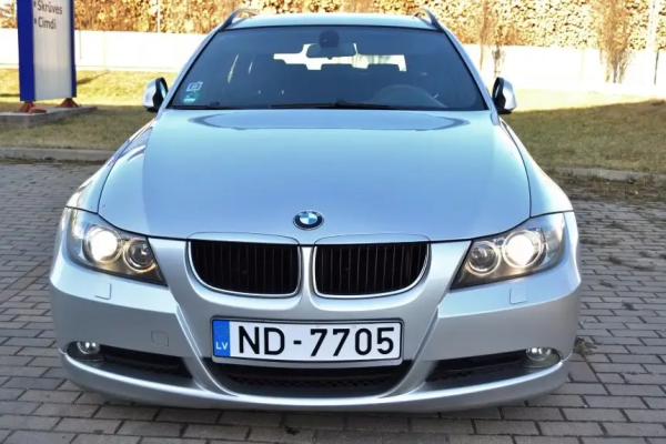 Pelēks BMW 320 2005 Jēkabpils, ar dzinēja tilpumu 2.00 L un nobraukumu 267 tūkst. km par 4800 €, foto 4 vietnē AUTOMOTO.COM.LV
