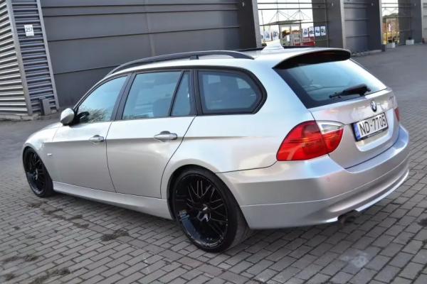 Pelēks BMW 320 2005 Jēkabpils, ar dzinēja tilpumu 2.00 L un nobraukumu 267 tūkst. km par 4800 €, foto 7 vietnē AUTOMOTO.COM.LV
