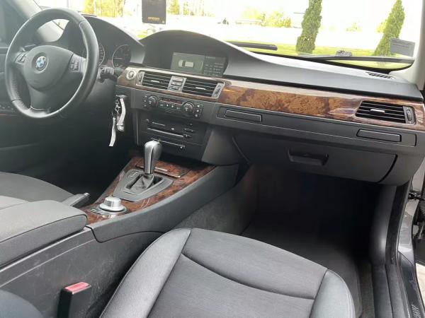 Grey BMW 320 2005 in Jekabpils, with an engine capacity of 2.00 L and mileage of 380 thousand km for 4590 €, photo 10 on AUTOMOTO.COM.LV