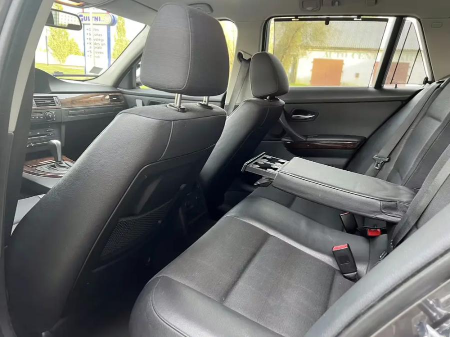 Grey BMW 320 2005 in Jekabpils, with an engine capacity of 2.00 L and mileage of 380 thousand km for 4590 €, photo 13 on AUTOMOTO.COM.LV