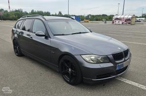 Pelēks BMW 320 2005 Viļņa, ar dzinēja tilpumu 2.00 L un nobraukumu 405 tūkst. km par 3100 €, foto 3 vietnē AUTOMOTO.COM.LV