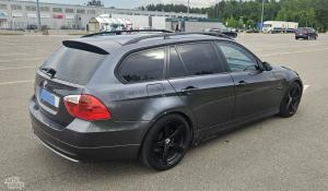 Pelēks BMW 320 2005 Viļņa, ar dzinēja tilpumu 2.00 L un nobraukumu 405 tūkst. km par 3100 €, foto 5 vietnē AUTOMOTO.COM.LV