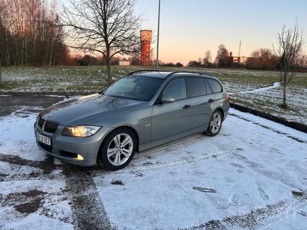 Pelēks BMW 320 2005 Cēsis, ar dzinēja tilpumu 2.00 L un nobraukumu 430 tūkst. km par 2100 €, foto 2 vietnē AUTOMOTO.COM.LV
