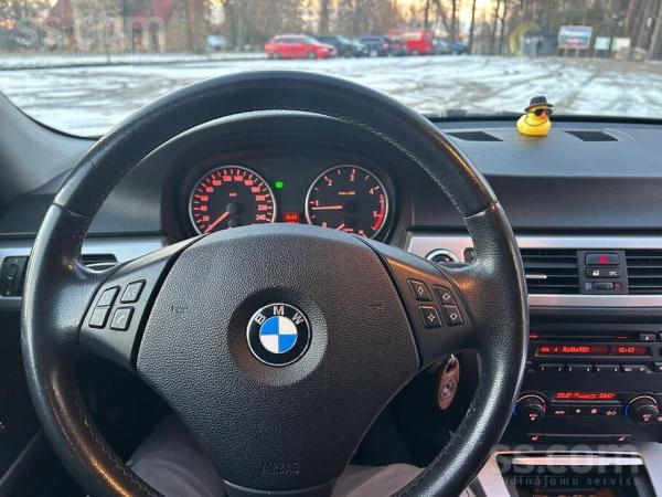 Pelēks BMW 320 2005 Cēsis, ar dzinēja tilpumu 2.00 L un nobraukumu 430 tūkst. km par 2100 €, foto 6 vietnē AUTOMOTO.COM.LV