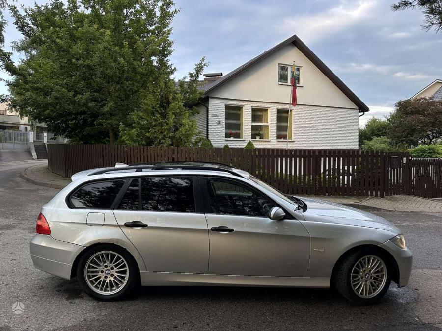 Pelēks BMW 320 2005 Viļņa, ar dzinēja tilpumu 2.00 L un nobraukumu 480 tūkst. km par 2000 €, foto 6 vietnē AUTOMOTO.COM.LV