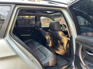 Pelēks BMW 320 2005 Viļņa, ar dzinēja tilpumu 2.00 L un nobraukumu 480 tūkst. km par 2000 €, foto 20 vietnē AUTOMOTO.COM.LV