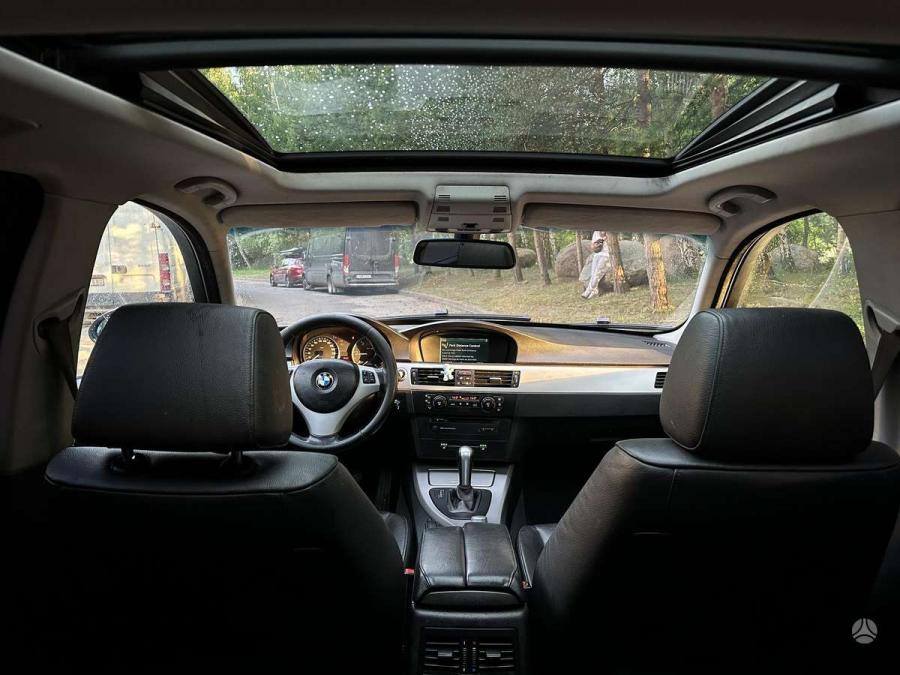 Pelēks BMW 320 2005 Viļņa, ar dzinēja tilpumu 2.00 L un nobraukumu 480 tūkst. km par 2000 €, foto 23 vietnē AUTOMOTO.COM.LV
