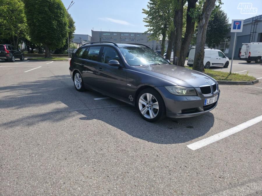Grey BMW 320 2005 in Kaunas, with an engine capacity of 2.00 L and mileage of 254 thousand km for 2299 €, photo 1 on AUTOMOTO.COM.LV