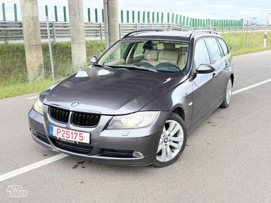 Pelēks BMW 320 2005 Kauņa, ar dzinēja tilpumu 2.00 L un nobraukumu 390 tūkst. km par 2450 €, foto 1 vietnē AUTOMOTO.COM.LV