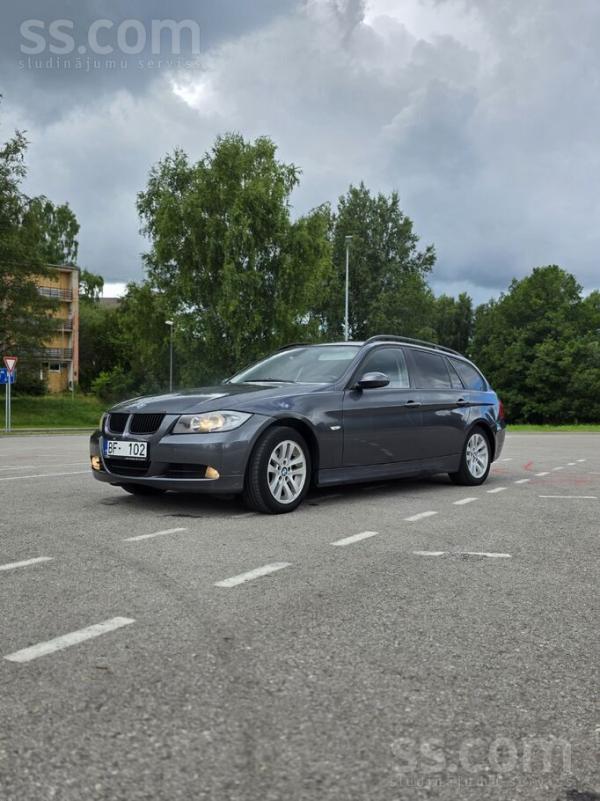 Pelēks BMW 320 2005 Cēsis, ar dzinēja tilpumu 2.00 L un nobraukumu 448 tūkst. km par 2950 €, foto 2 vietnē AUTOMOTO.COM.LV