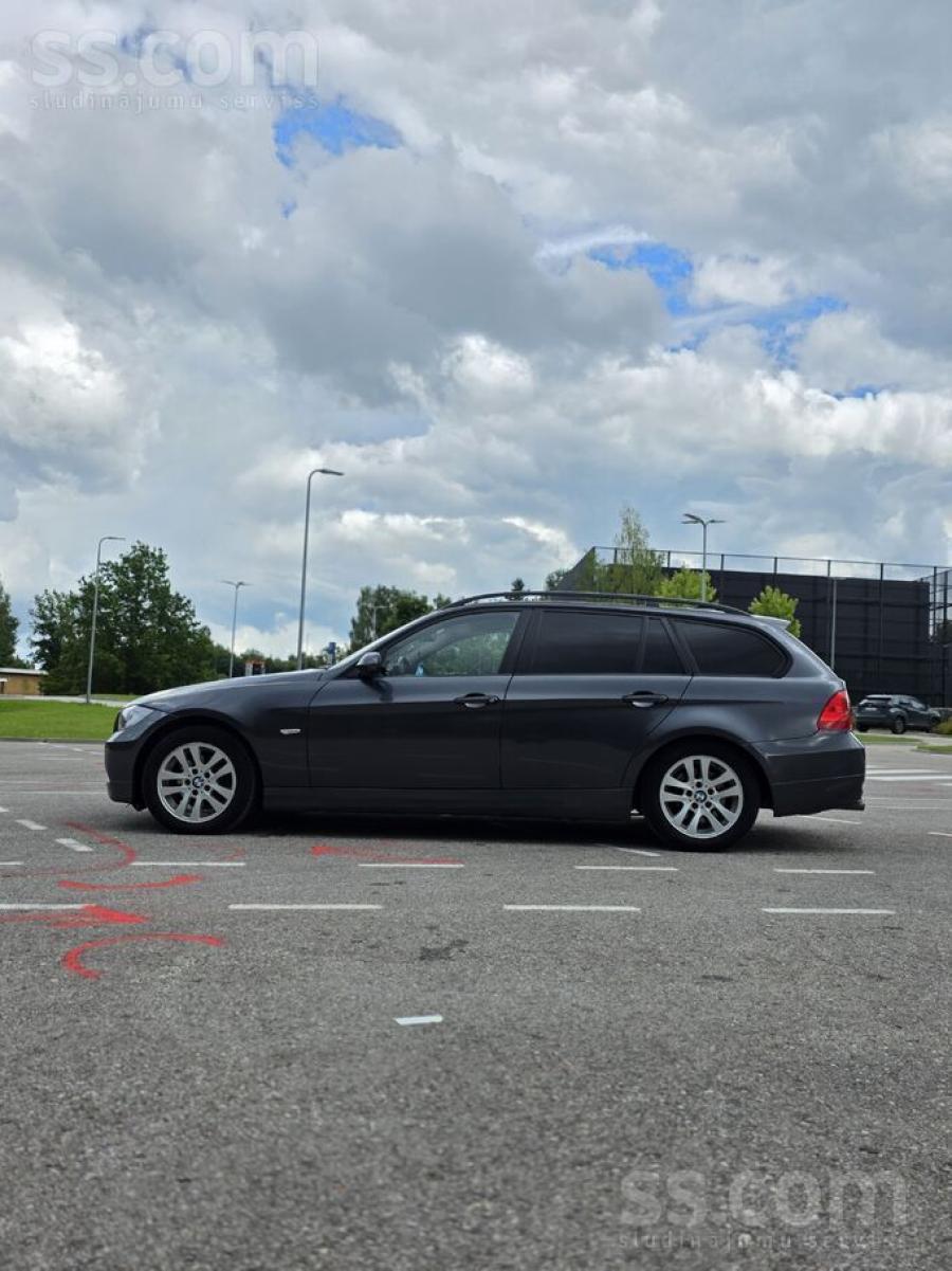 Pelēks BMW 320 2005 Cēsis, ar dzinēja tilpumu 2.00 L un nobraukumu 448 tūkst. km par 2950 €, foto 7 vietnē AUTOMOTO.COM.LV