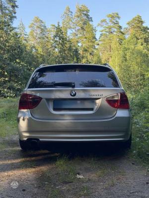 Grey BMW 320 2005 in Jonava, with an engine capacity of 2.00 L and mileage of 440 thousand km for 2400 €, photo 3 on AUTOMOTO.COM.LV