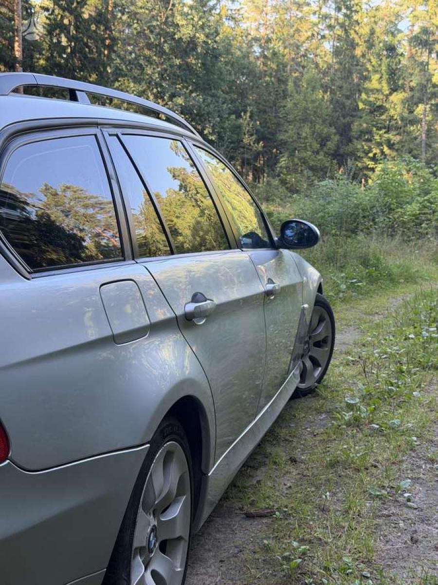 Grey BMW 320 2005 in Jonava, with an engine capacity of 2.00 L and mileage of 440 thousand km for 2400 €, photo 7 on AUTOMOTO.COM.LV