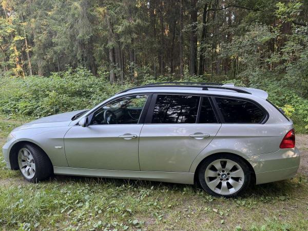 Grey BMW 320 2005 in Jonava, with an engine capacity of 2.00 L and mileage of 440 thousand km for 2400 €, photo 7 on AUTOMOTO.COM.LV