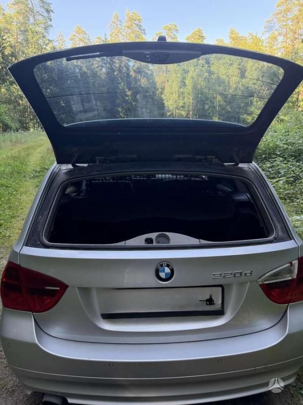 Grey BMW 320 2005 in Jonava, with an engine capacity of 2.00 L and mileage of 440 thousand km for 2400 €, photo 10 on AUTOMOTO.COM.LV