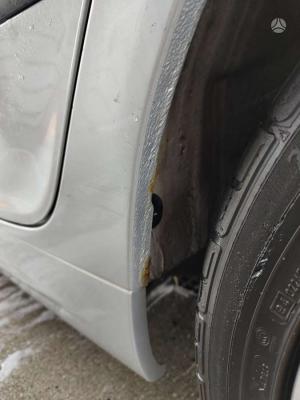 Pelēks BMW 320 2005 Kretinga, ar dzinēja tilpumu 2.00 L un nobraukumu 306 tūkst. km par 1700 €, foto 11 vietnē AUTOMOTO.COM.LV