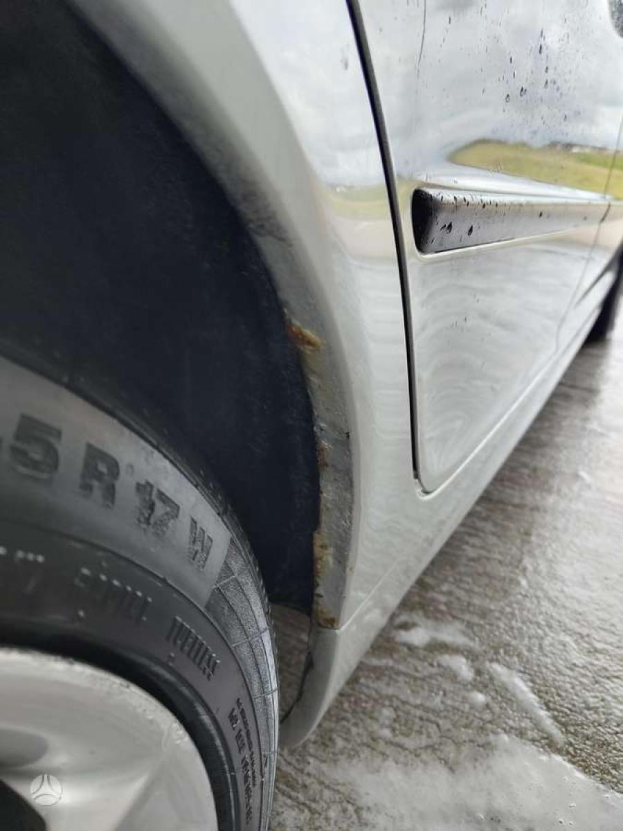 Pelēks BMW 320 2005 Kretinga, ar dzinēja tilpumu 2.00 L un nobraukumu 306 tūkst. km par 1700 €, foto 13 vietnē AUTOMOTO.COM.LV