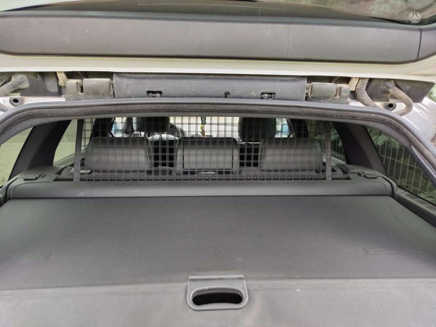 Pelēks BMW 320 2005 Kretinga, ar dzinēja tilpumu 2.00 L un nobraukumu 306 tūkst. km par 1700 €, foto 16 vietnē AUTOMOTO.COM.LV