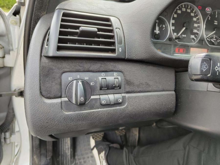 Pelēks BMW 320 2005 Kretinga, ar dzinēja tilpumu 2.00 L un nobraukumu 306 tūkst. km par 1700 €, foto 25 vietnē AUTOMOTO.COM.LV