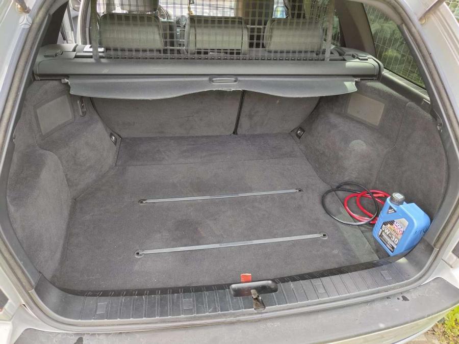 Pelēks BMW 320 2005 Kretinga, ar dzinēja tilpumu 2.00 L un nobraukumu 306 tūkst. km par 1700 €, foto 30 vietnē AUTOMOTO.COM.LV
