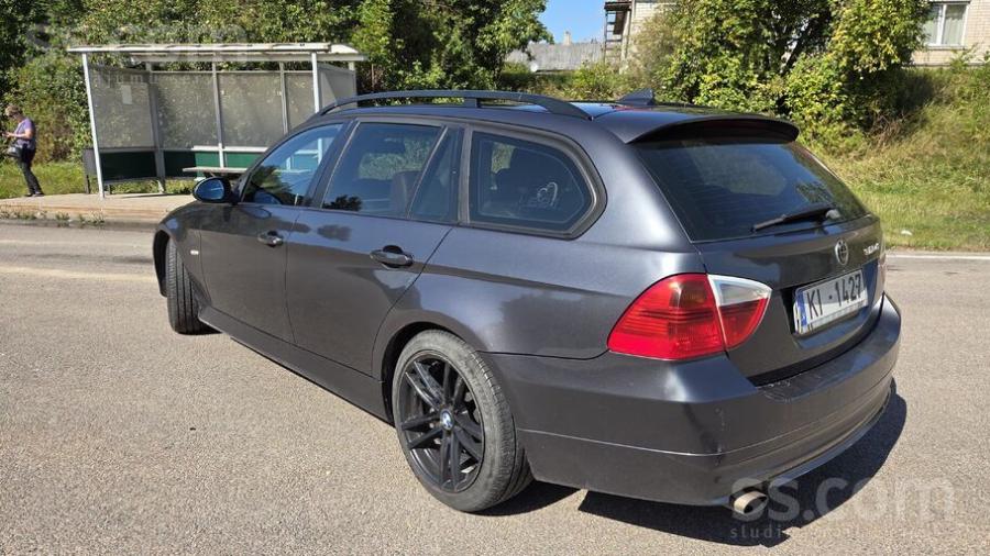 Pelēks BMW 320 2005 Rēzekne, ar dzinēja tilpumu 2.00 L un nobraukumu 0 tūkst. km par 3300 €, foto 6 vietnē AUTOMOTO.COM.LV