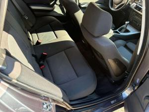Grey BMW 320 2005 in Marijampole, with an engine capacity of 2.00 L and mileage of 334 thousand km for 2500 €, photo 13 on AUTOMOTO.COM.LV