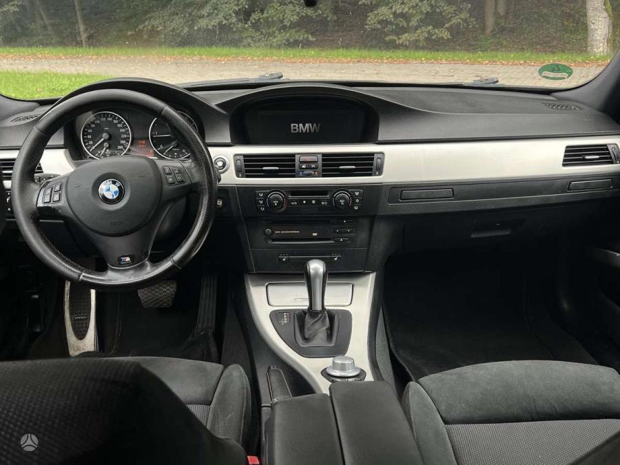 Pelēks BMW 320 2005 Kauņa, ar dzinēja tilpumu 2.00 L un nobraukumu 411 tūkst. km par 2950 €, foto 12 vietnē AUTOMOTO.COM.LV