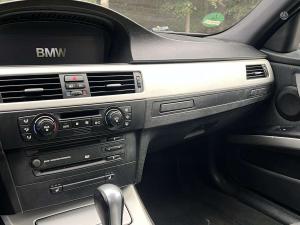 Pelēks BMW 320 2005 Kauņa, ar dzinēja tilpumu 2.00 L un nobraukumu 411 tūkst. km par 2950 €, foto 14 vietnē AUTOMOTO.COM.LV