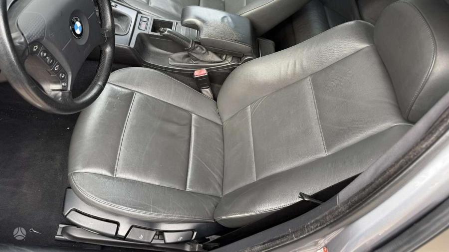 Pelēks BMW 320 2005 Ukmergė, ar dzinēja tilpumu 2.00 L un nobraukumu 205 tūkst. km par 2500 €, foto 14 vietnē AUTOMOTO.COM.LV