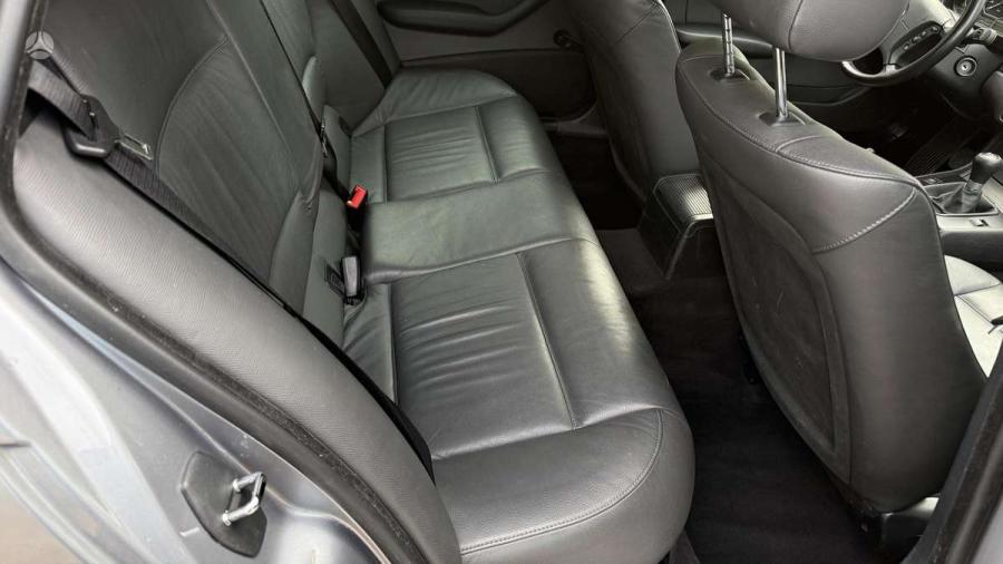 Pelēks BMW 320 2005 Ukmergė, ar dzinēja tilpumu 2.00 L un nobraukumu 205 tūkst. km par 2500 €, foto 20 vietnē AUTOMOTO.COM.LV
