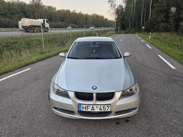 Серый БМВ 320 2005 в Каунас, объемом двигателя 2.00 л и пробегом 450 тыс. км за 2049 €, фото 4 на AUTOMOTO.COM.LV